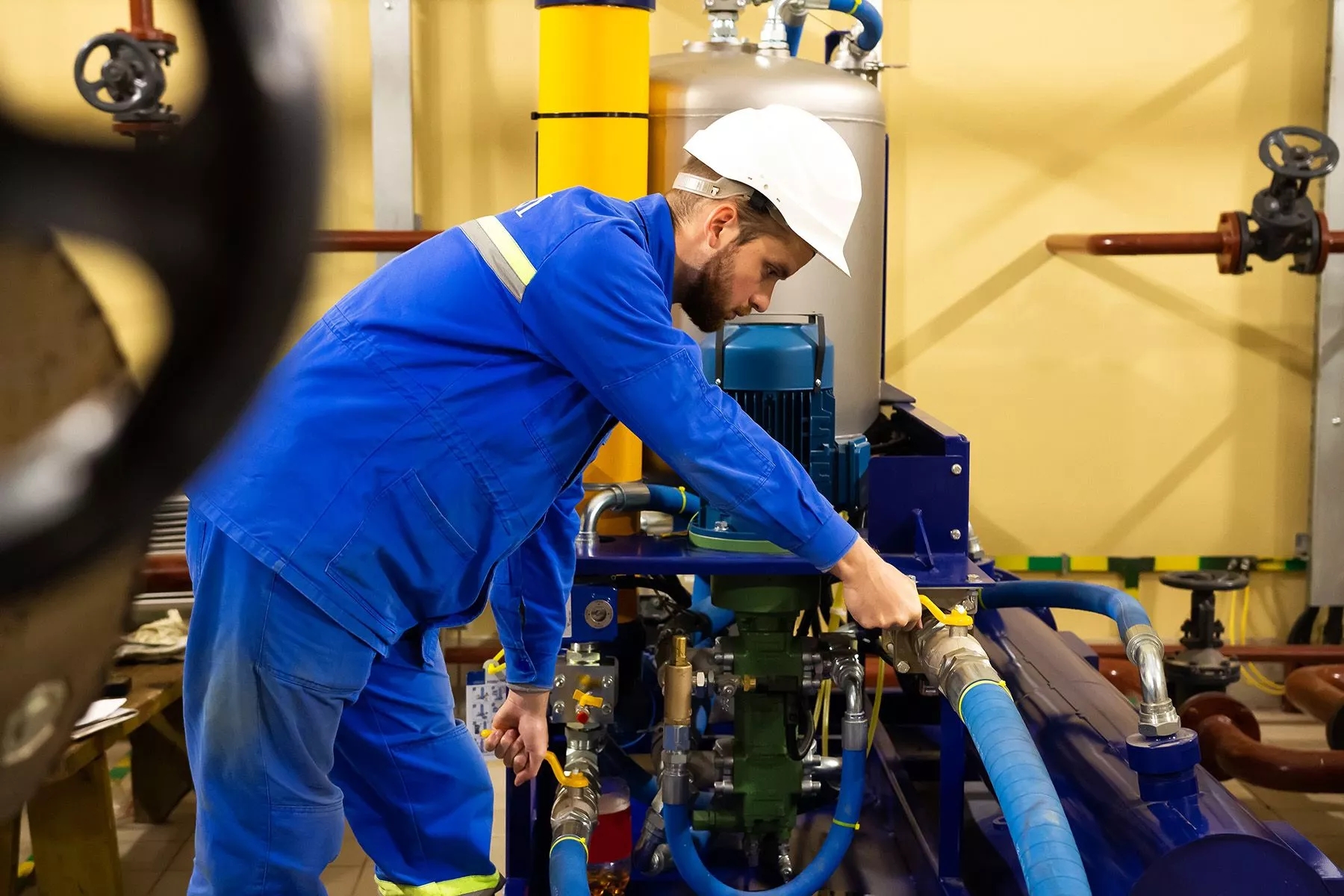 "Demystifying Reservoir Engineering: Navigating the Core Principles ...
